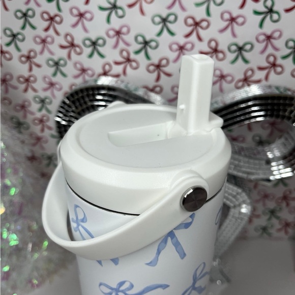 Dining | Hydrapeak Blue Bow Coquette Water Bottle 32oz | Poshmark